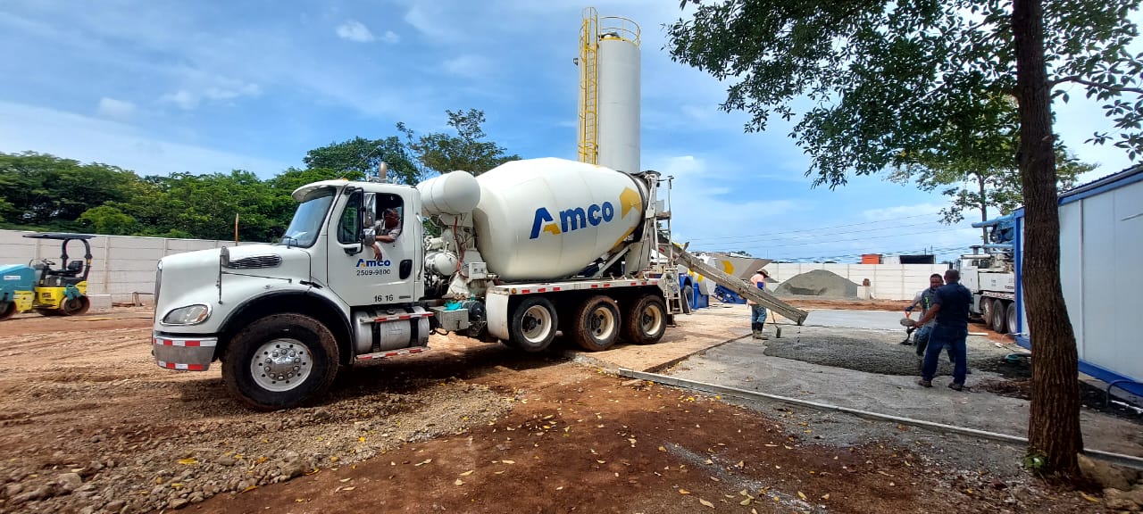 Amco 5 - Velero Informativo